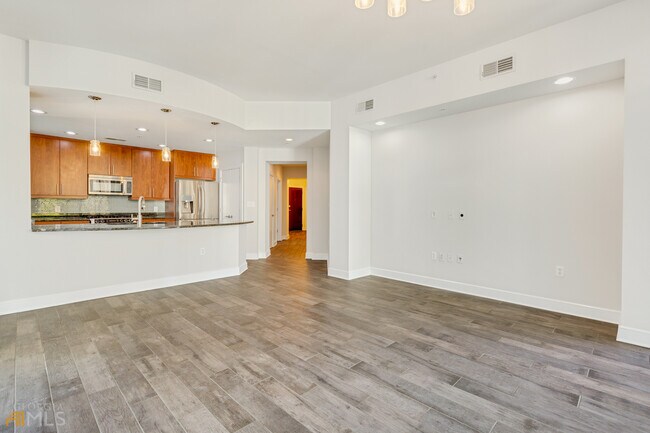 222 12th St NE Unit 902, Atlanta, GA 30309 - Condo for Rent in Atlanta ...