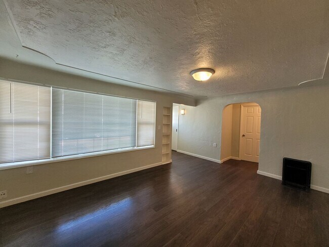 1526 Locke Rd Unit A, Modesto, CA 95355 - Room for Rent in Modesto, CA ...