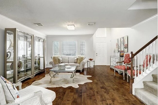 15210 Kingsbridge Way, Houston, TX 77083 - House Rental in Houston, TX ...