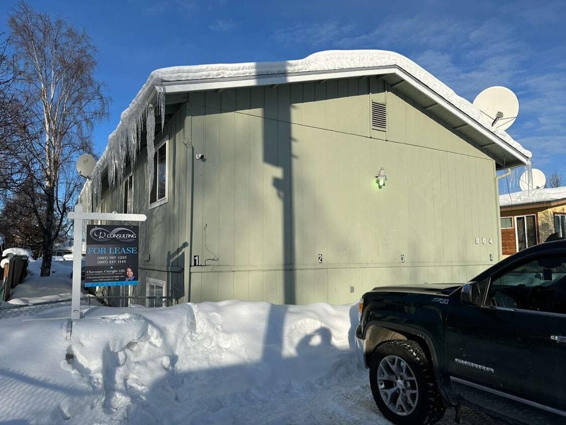 804 N Hoyt St Unit 3, Anchorage, AK 99508 - Room for Rent in Anchorage, AK | Apartments.com