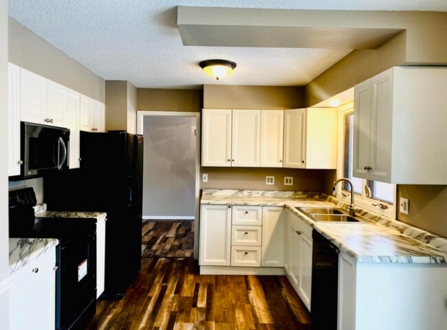 929 18th Ave NE, Aberdeen, SD 57401 | Apartments.com