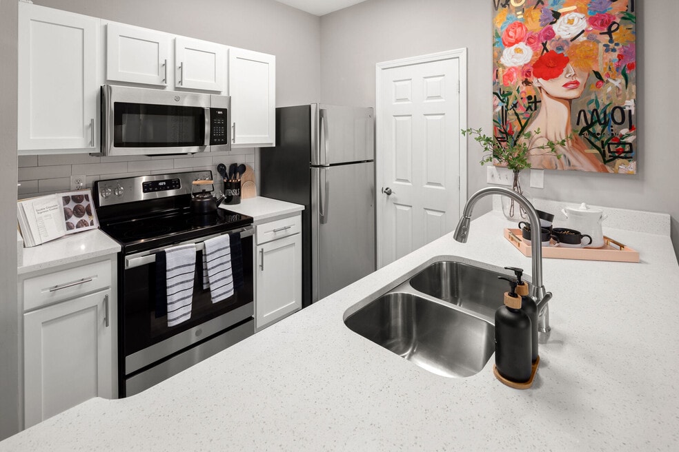 HillRock Estates - 3317 Magnolia Hill Dr Charlotte, NC 28205 ...