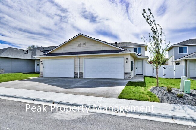 Pebble Creek Apartments for Rent with a Garage - Nampa, ID - 3 Rentals ...