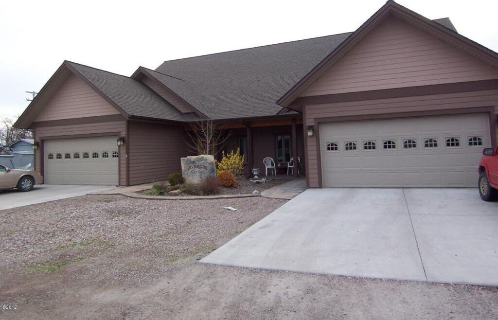 607 6th St W Unit A, Polson, MT 59860 - Room for Rent in Polson, MT | Apartments.com