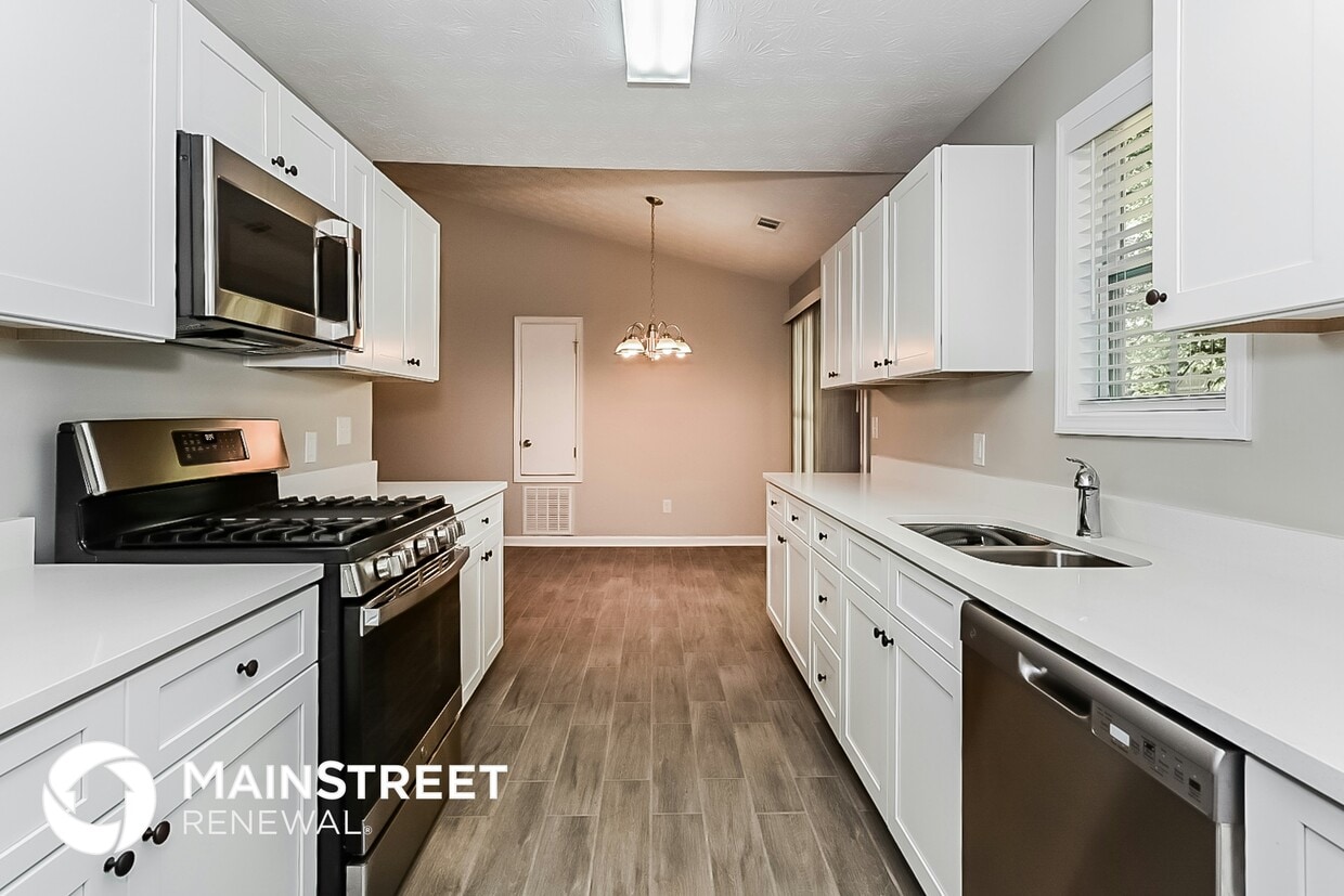 5877 Homestead Cir, Rex, GA 30273 | Apartments.com