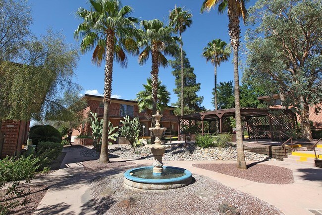 Country Club Apartments Apartments - Tucson, AZ | Apartments.com