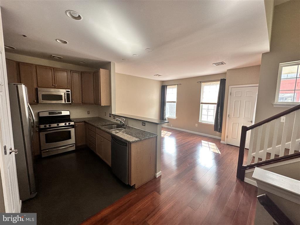 3159 W Thompson St, Philadelphia, PA 19121 - Townhome Rentals in ...