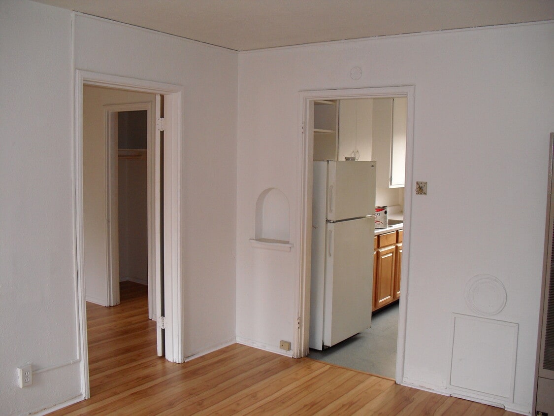 5825 Harmon Ave, Oakland, CA 94621 - Townhome Rentals in Oakland CA ...