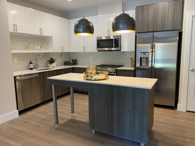 Apartments for Rent in The Regency, Ashburn - 81 Rentals | Apartments.com