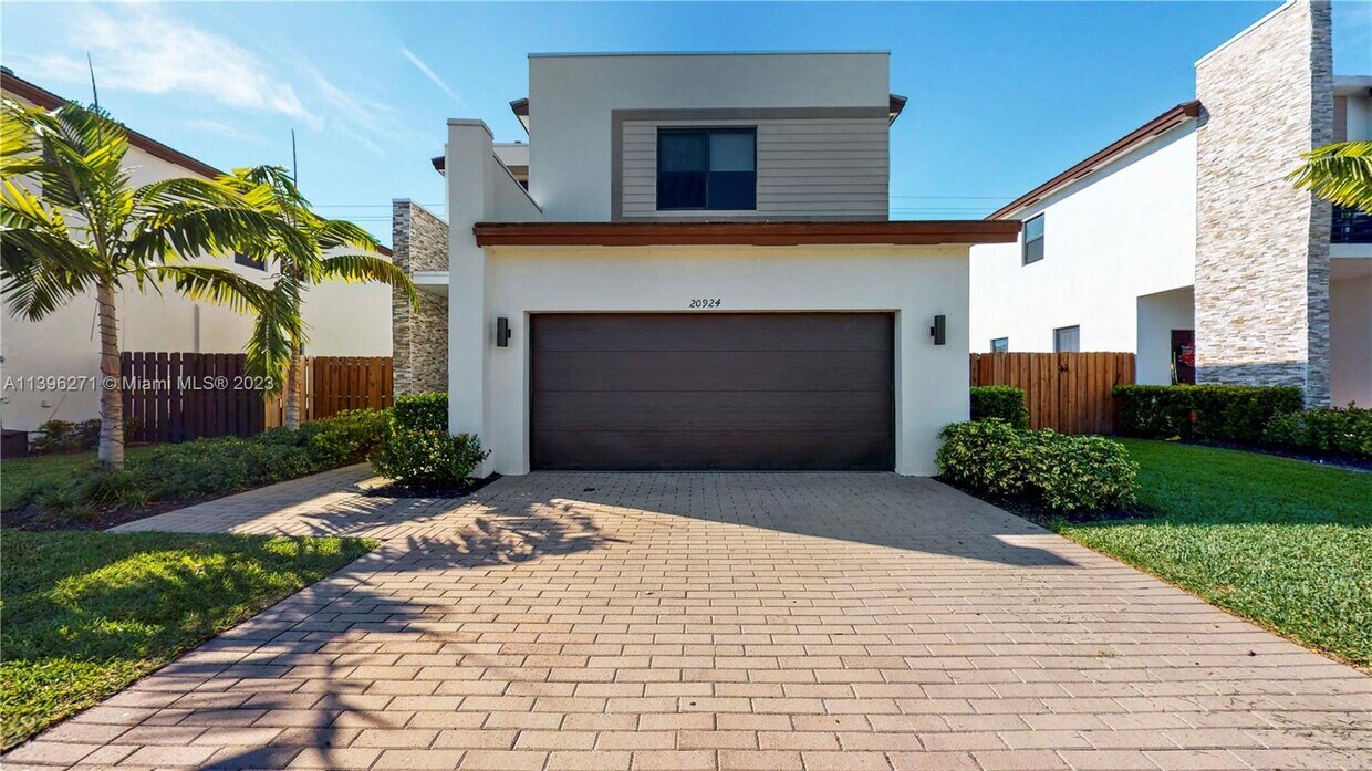 20924 NE 2nd Ct, Miami, FL 33179 - House Rental in Miami, FL ...