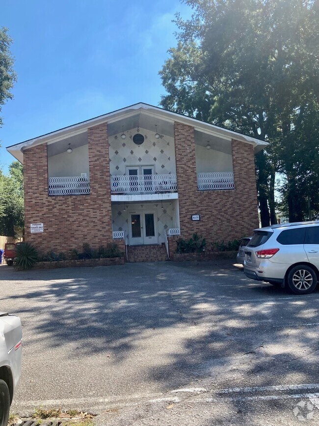 Apartments under $1,200 in Charleston SC - 77 Rentals | Apartments.com