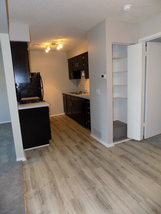 TERRA TRACE Apartments - 1715 Theatre Dr Evansville, IN | Apartments.com