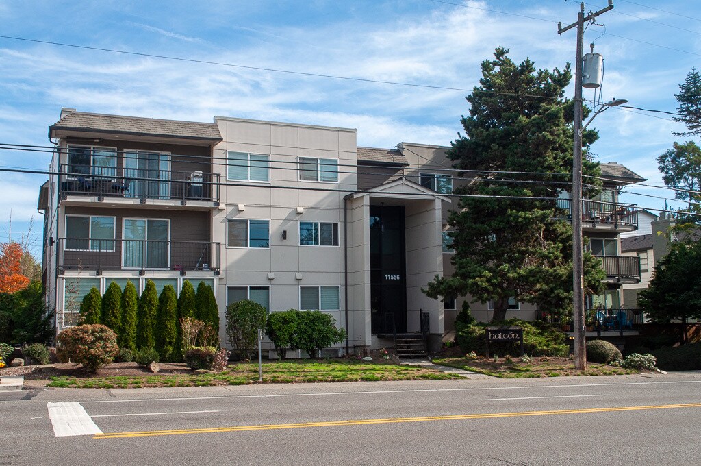 11556 Greenwood Ave N Unit 106, Seattle, WA 98133 - Condo for Rent in ...