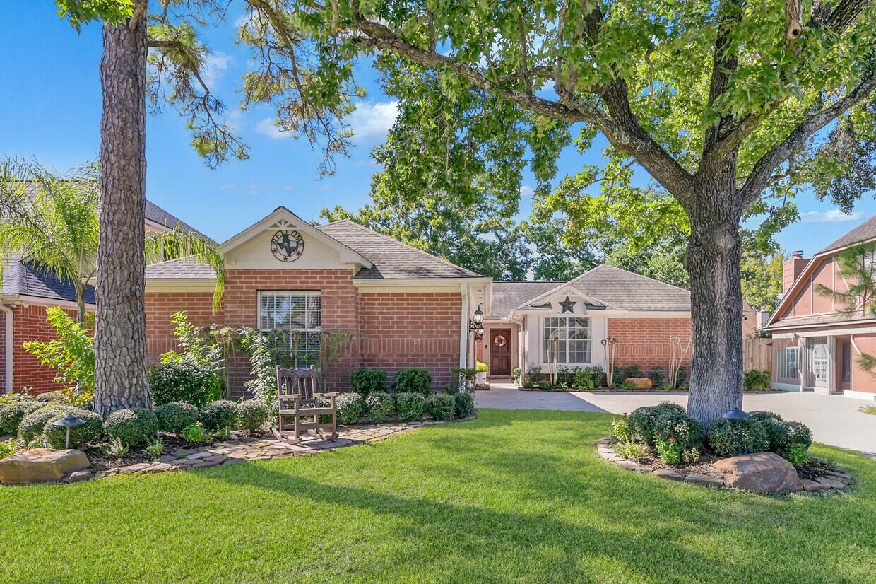 11923 Silver Canyon Ln, Houston, TX 77067 - House Rental in Houston, TX ...