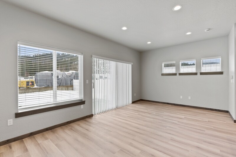 6 7th St, Pinehurst, ID 83850 - Condo for Rent in Pinehurst, ID ...