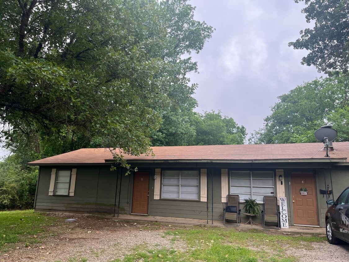 433 County Road 2865 Unit 433 Cr 2865 #4, Hughes Springs, TX 75656 ...