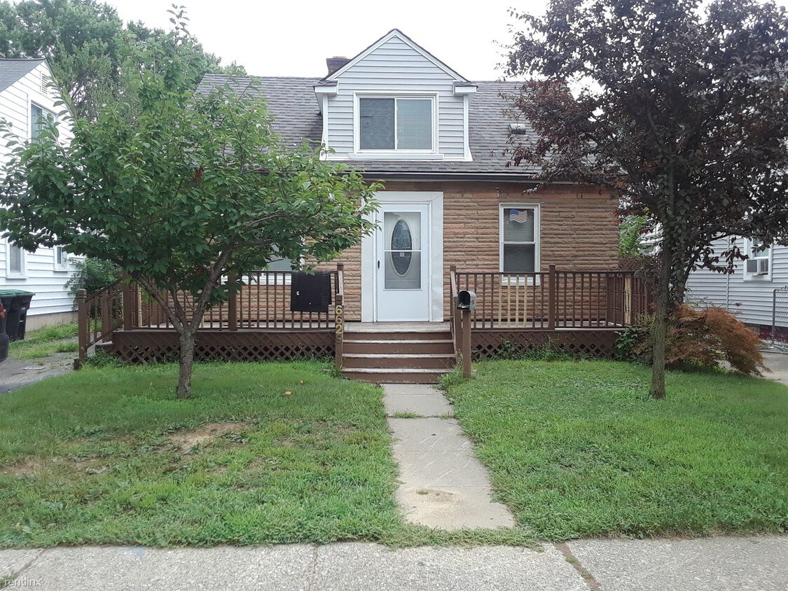 6629 Jackson St, Taylor, MI 48180 - House Rental in Taylor, MI ...