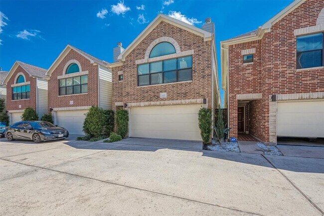 3651 Main Plaza Dr, Houston, TX 77025 - Condo for Rent in Houston, TX ...