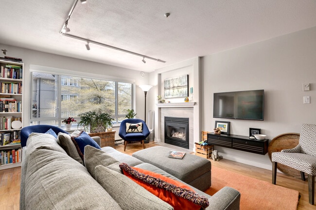 789 16th Av W Unit 201, Vancouver, BC V5Z 1S8 - Condo for Rent in ...