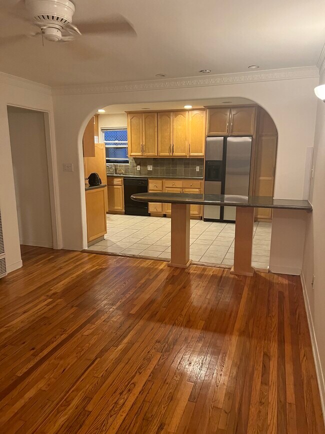 3001 Bagley Ave Unit 3001. 12, Los Angeles, CA 90034 - 3001 Bagley Ave ...