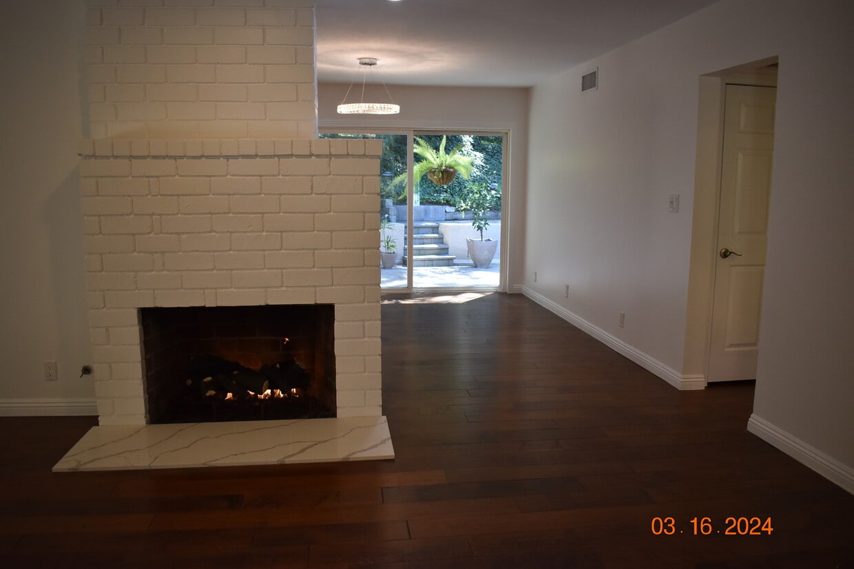 22662 Cass Ave, Woodland Hills, CA 91364 - House Rental in Woodland ...