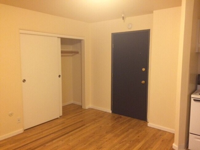 Washington Plaza Apartments - Apartments in Portland, OR | Apartments.com