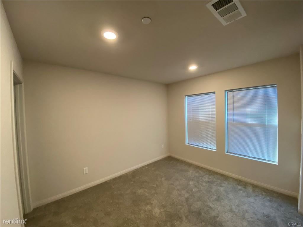 14722 Sherman Way, Los Angeles, CA 91405 - Condo for Rent in Los ...