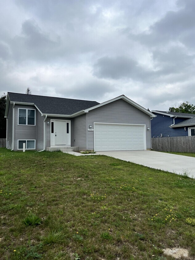 23920 126th Pl, Trevor, WI 53179 - House Rental in Trevor, WI ...