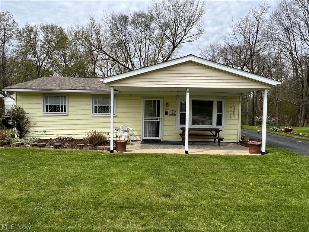 1372 Dryden Ave, Youngstown, OH 44505 - House Rental in Youngstown, OH ...