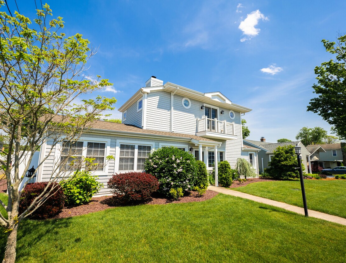 2 Blake Ave, Clinton, CT 06413 - House Rental in Clinton, CT ...