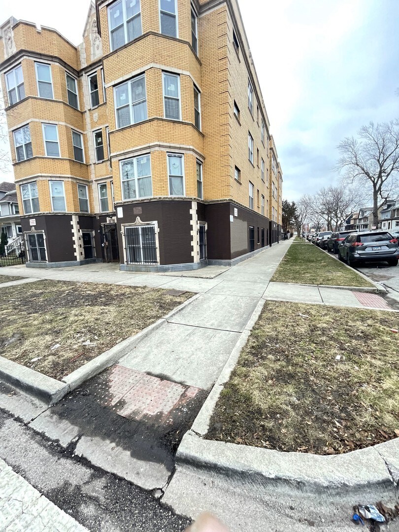 51 N Latrobe Ave, Chicago, IL 60644 - House Rental in Chicago, IL ...
