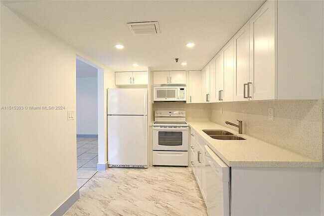 17890 W Dixie Hwy Unit 108, Miami, FL 33160 - Condo for Rent in Miami ...