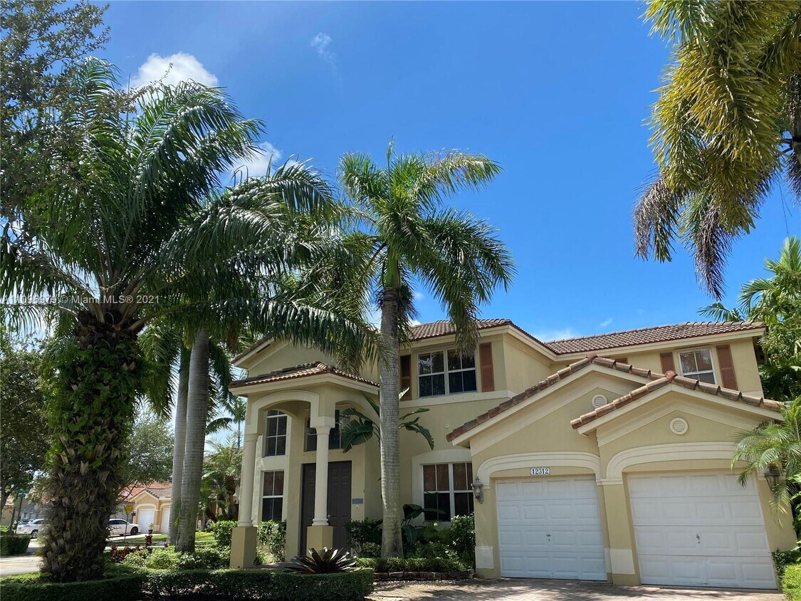 12312 SW 122nd Ct, Miami, FL 33186 - House Rental in Miami, FL ...