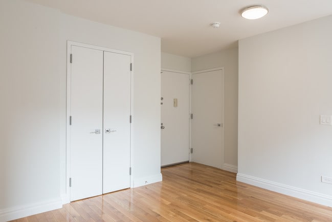 The Ritz Plaza Rentals - New York, NY | Apartments.com