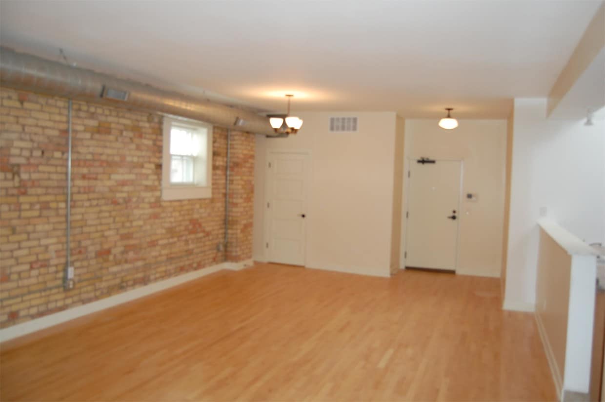 511 Central Ave NE Unit 7, Minneapolis, MN 55414 - Room for Rent in ...