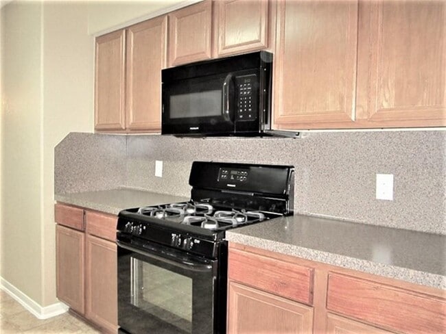 11022 Bauer Elm Street, Houston, TX 77044 - House Rental in Houston, TX ...