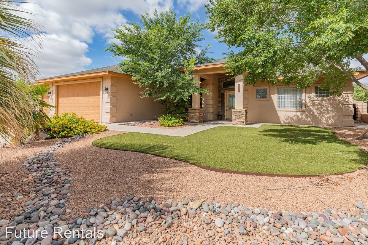 2428 Saguaro Loop, Alamogordo, NM 88310 - House Rental in Alamogordo ...