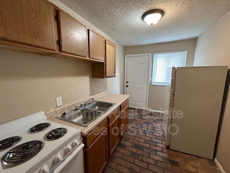 307 W Grand St, Springfield, MO 65807 - House Rental in Springfield, MO ...