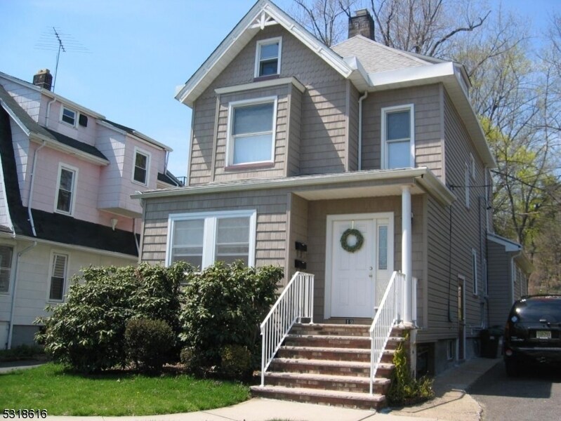 19 Mountain View Pl, Montclair, NJ 07042 - Room for Rent in Montclair ...