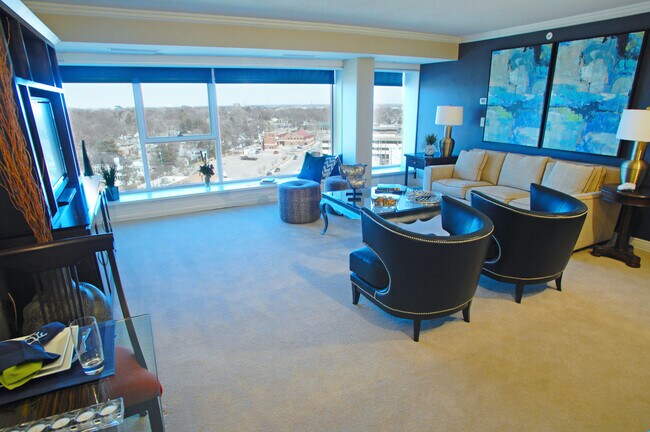 555 Luxury Apartments - Apartments in Birmingham, MI | Apartments.com