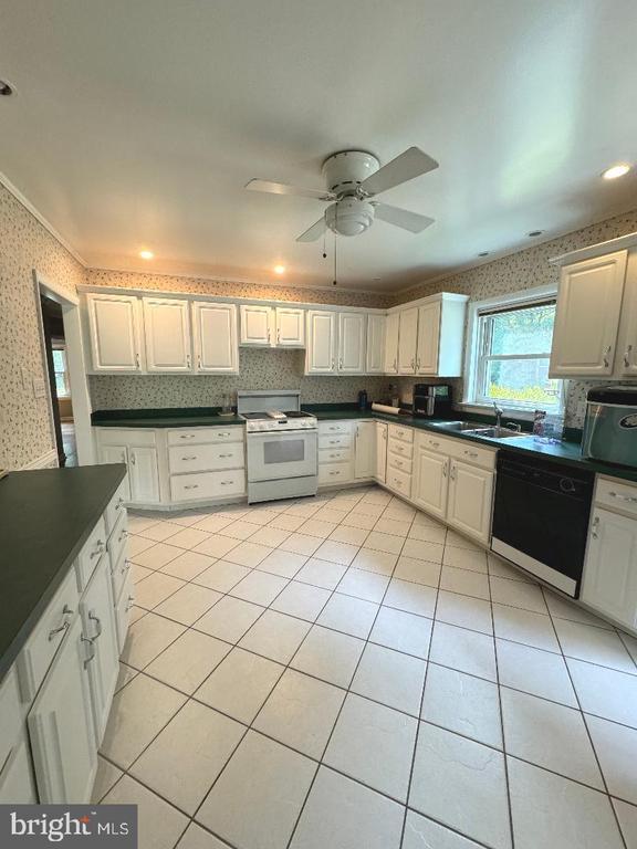 4605 Old Linden Hill Rd, Wilmington, DE 19808 - House Rental in Wilmington, DE | Apartments.com