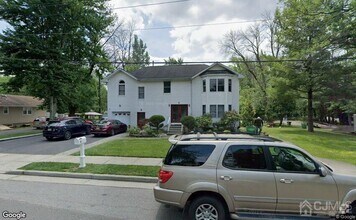 Oak Tree Heights Apartments for Rent with Extra Storage - Edison, NJ ...