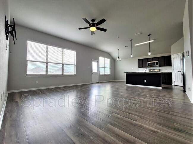 1112 Spring Terrace Loop, Temple, TX 76502 - House Rental in Temple, TX ...