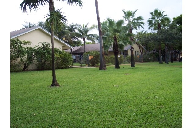 4 Pine Tree, Dania Beach, FL 33004 - Dania Beach, FL, 33004 ...