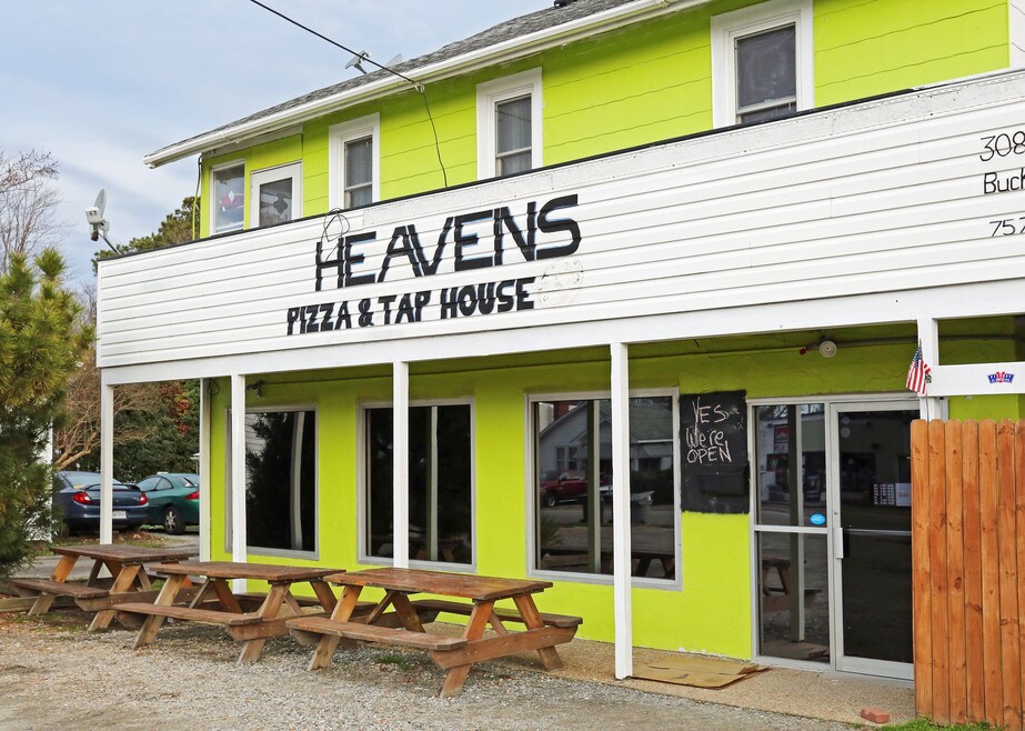 Is Buckroe Beach a Good Place To Live in Hampton VA? - Neighborhood ...