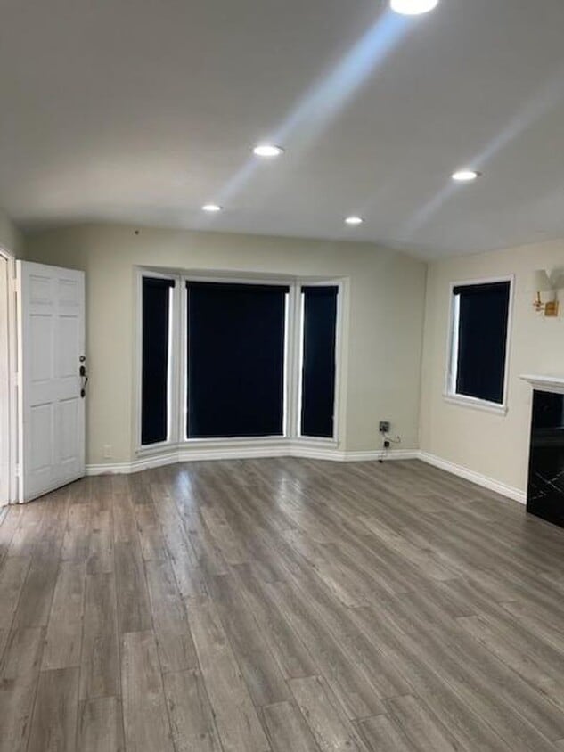 4435 E 60th St Unit Front/main house, Maywood, CA 90270 - Room for Rent ...