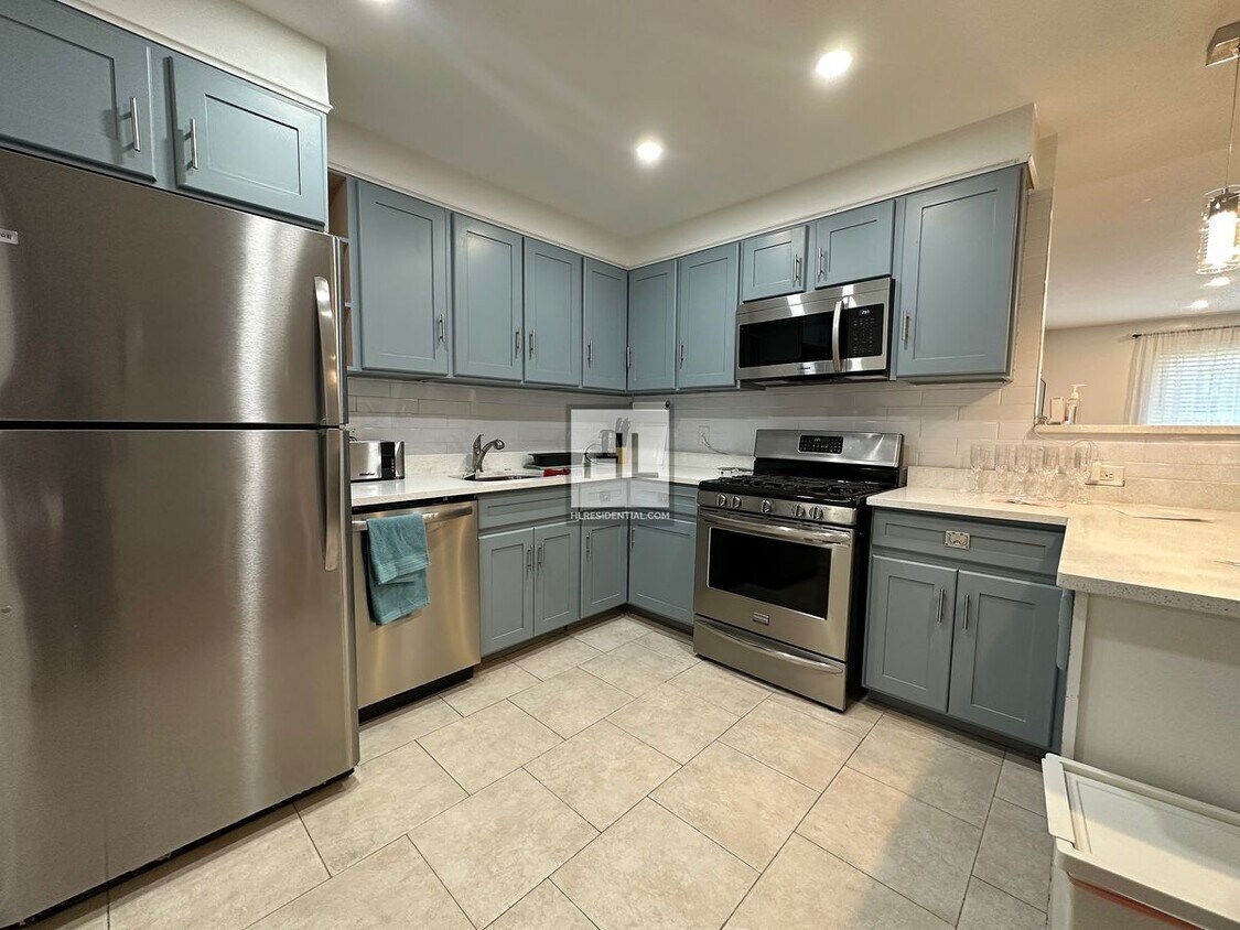 957 E 78th St Unit 1, Brooklyn, NY 11236 | Apartments.com