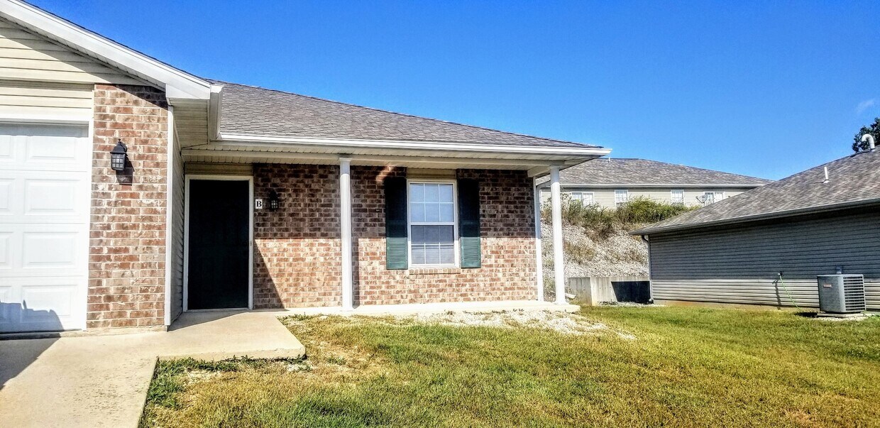 21057 Honest Ln Unit B #29, St. Robert, MO 65584 - Room for Rent in St ...