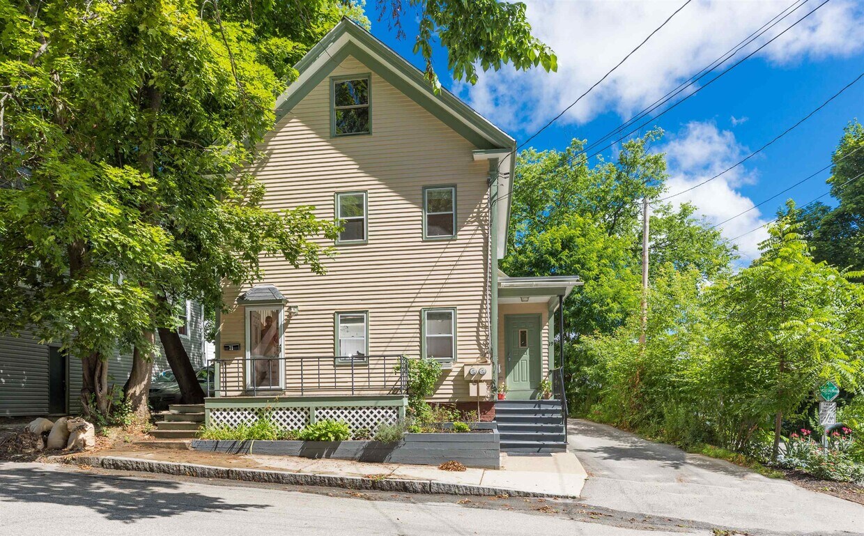 21 Folsom St, Dover, NH 03820 - Condo for Rent in Dover, NH ...