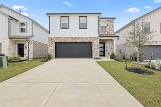 Apartments for Rent with Parking Near The Reserve at Spring Lake - Page ...